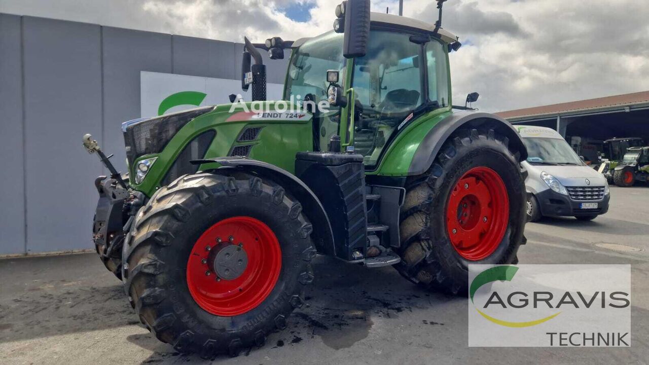 Fendt 724 Vario S4 traktor točkaš