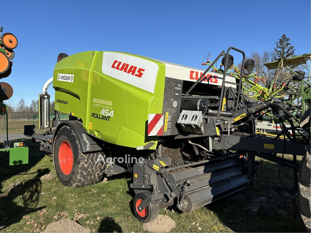 Claas Press- Wickelkombi 454 Uniwrap balirka za okrugle bale