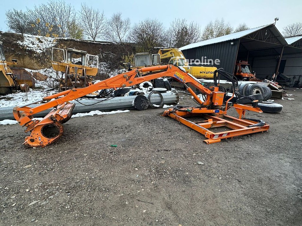 Caterpillar UNIMOG kranska kosilica