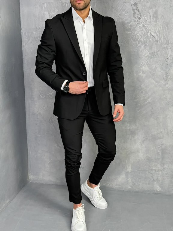 Muško crno slim fit odelo – elegantno odelo