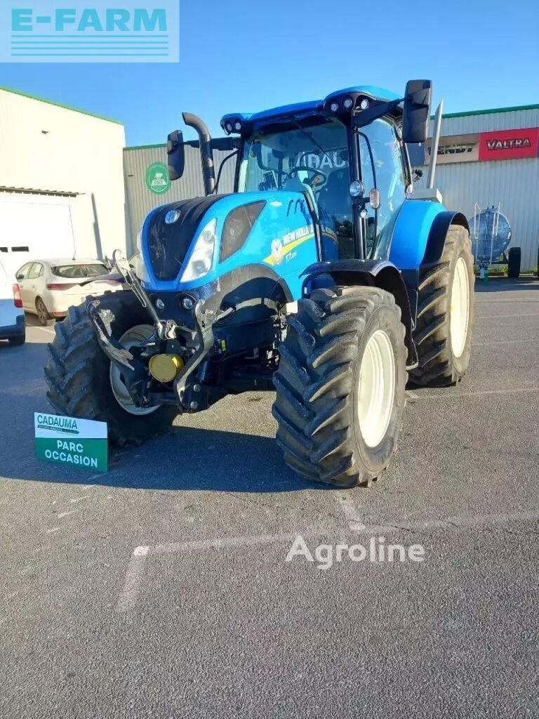 New Holland t7.225 traktor točkaš