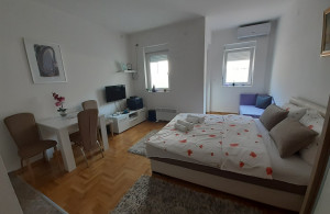 Prodajem Stan-Apartman, Vrnjačka Banja