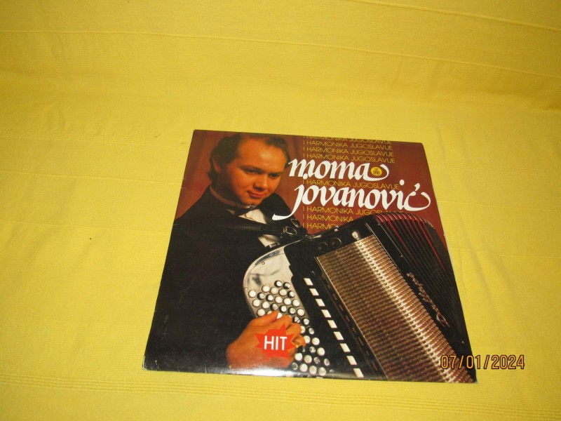 MOMIR MOMA JOVANOVIĆ LP-PRVA HARMONIKA JUGOSLAVIJE RRRR
