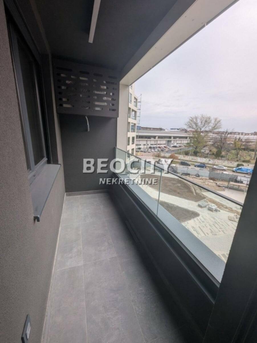 Novi Sad, Sajam, Braće Popović, 1.5, 40m2, 129400EUR