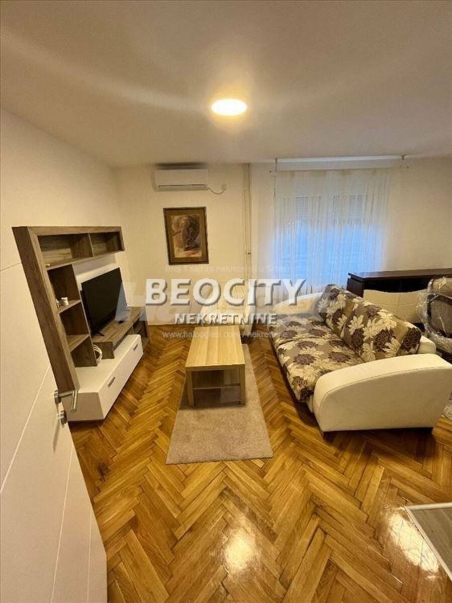 Voždovac, Autokomanda, Admirala Vukovića, 2.0, 52m2, 600EUR