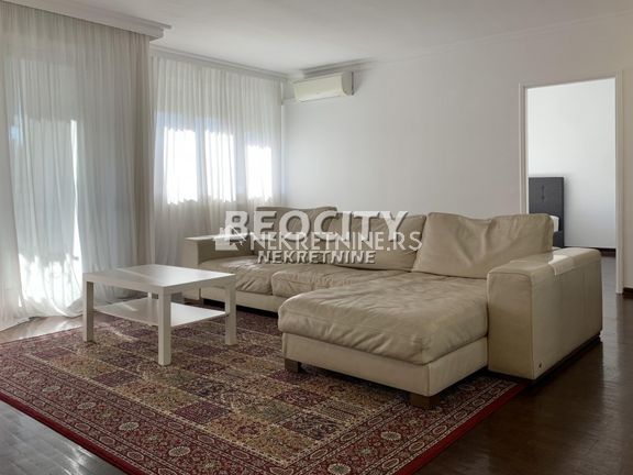 Vračar, Cvetni trg, , 2.5, 70m2, 900EUR