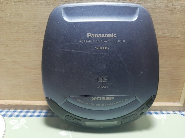 Panasonic SL-S130 discman