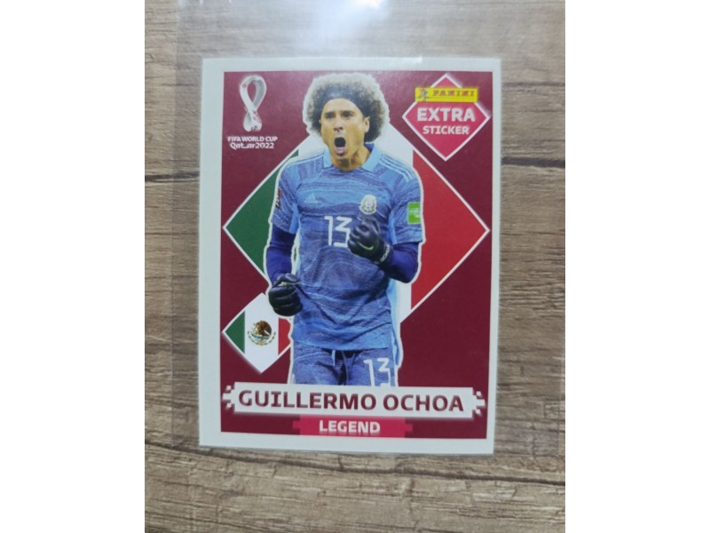 Extra Sticker BASE Guillermo Ochoa 2022