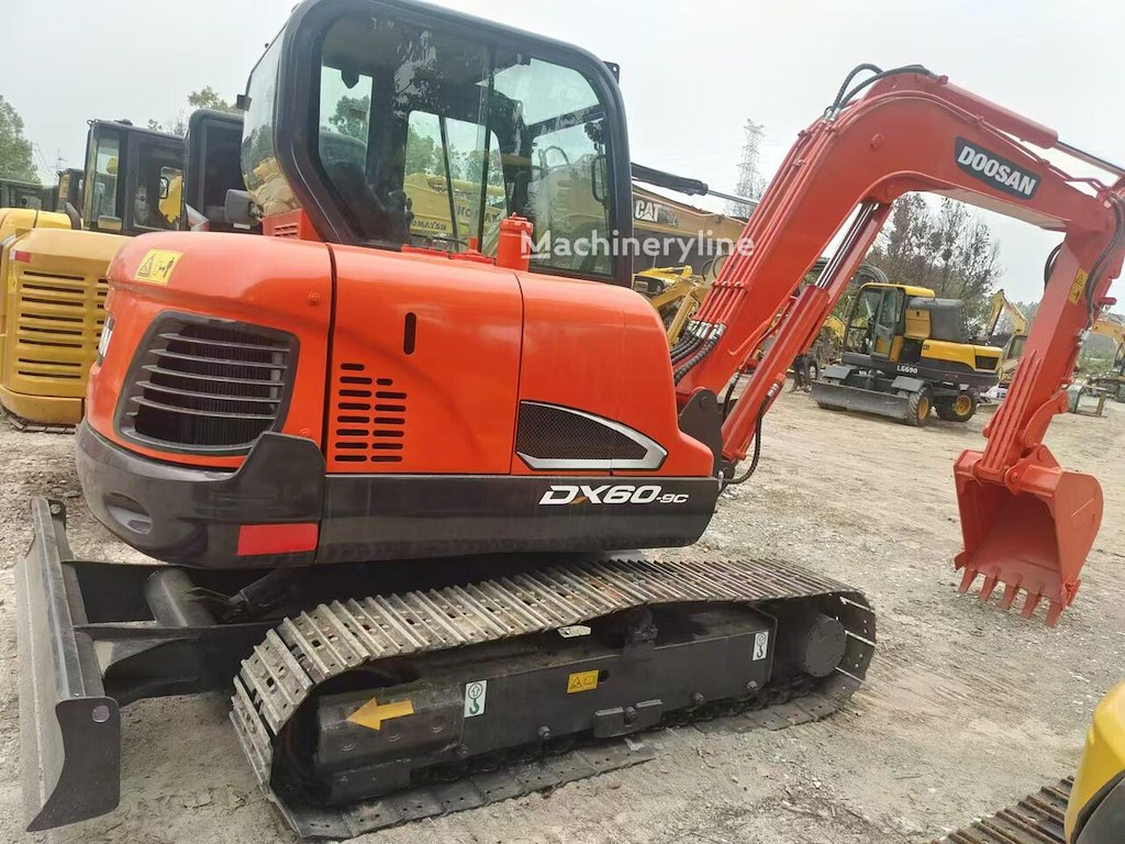 Doosan DX60-9C mini bager