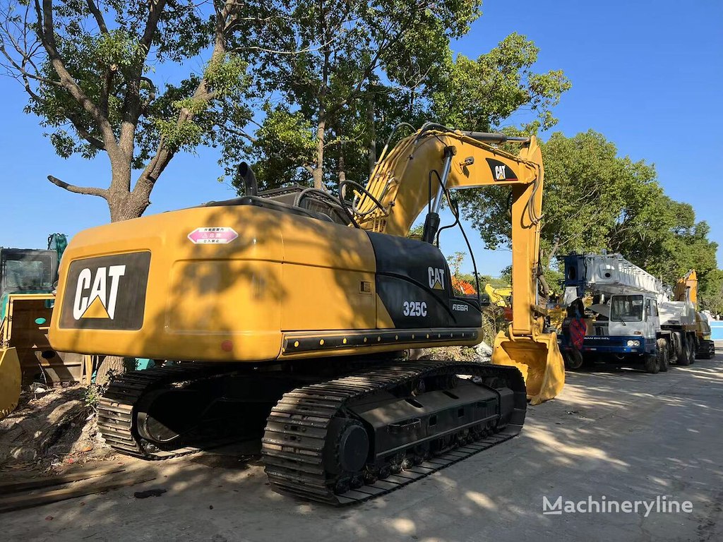 Caterpillar 325C bager guseničar