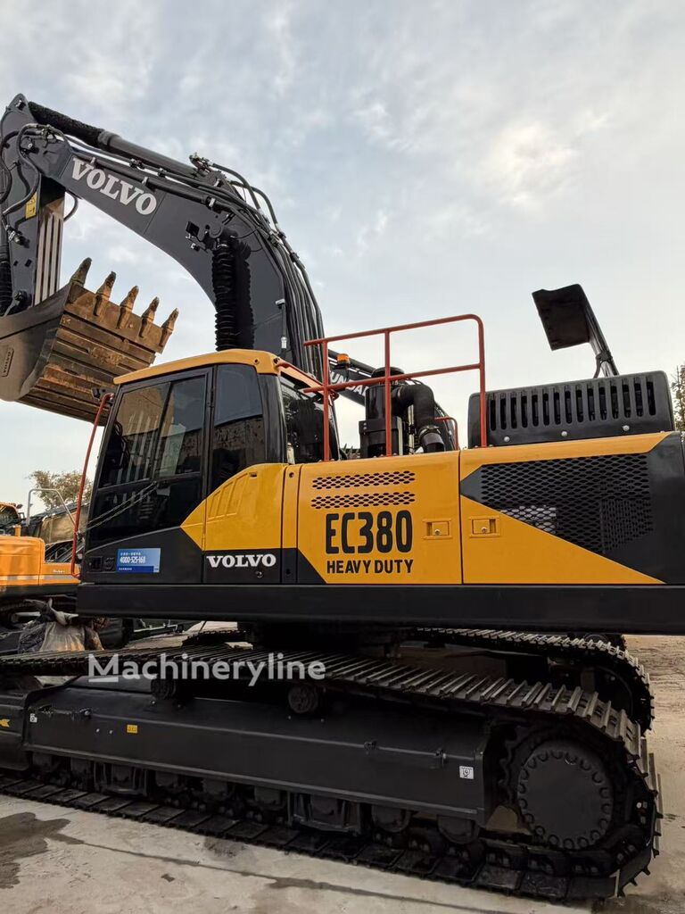 Volvo EC 380 bager guseničar