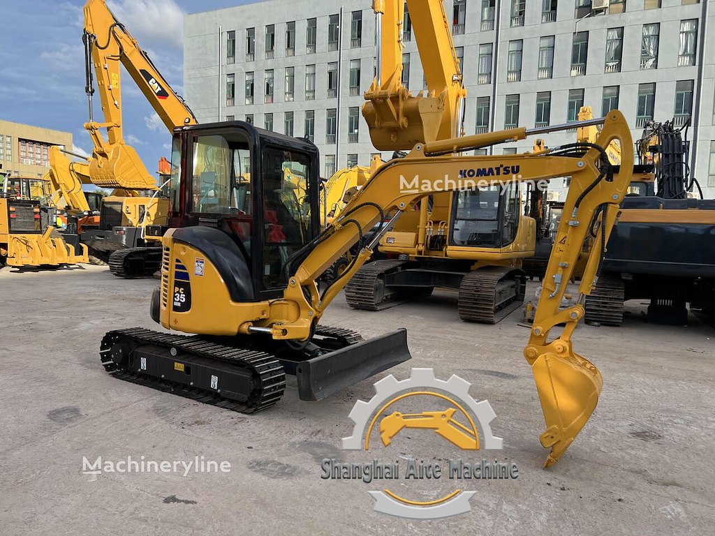 Komatsu PC35 mini bager