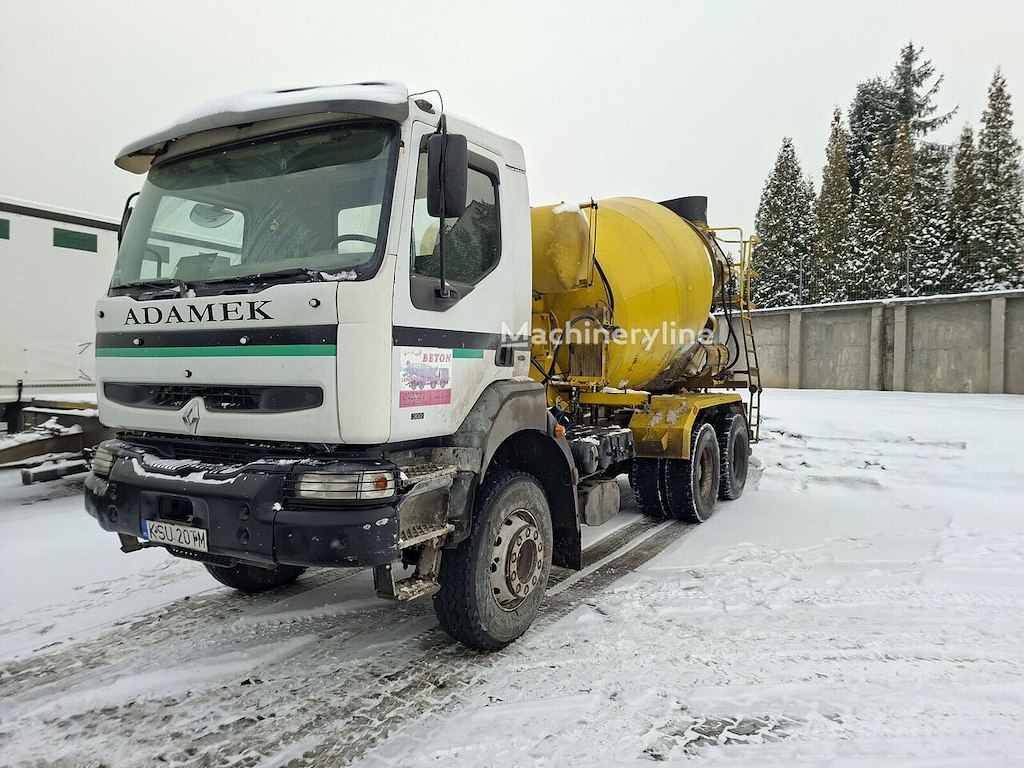 Renault Kerax 300 kamion s mešalicom za beton