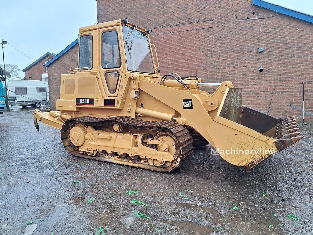 Caterpillar 953B buldožer