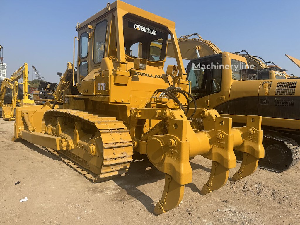 Caterpillar D7G D8K buldožer