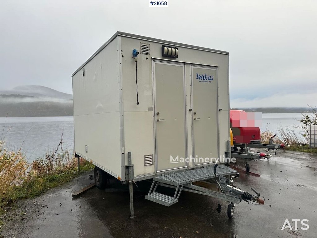 Light house barracks with break room and storage radnički kontejner