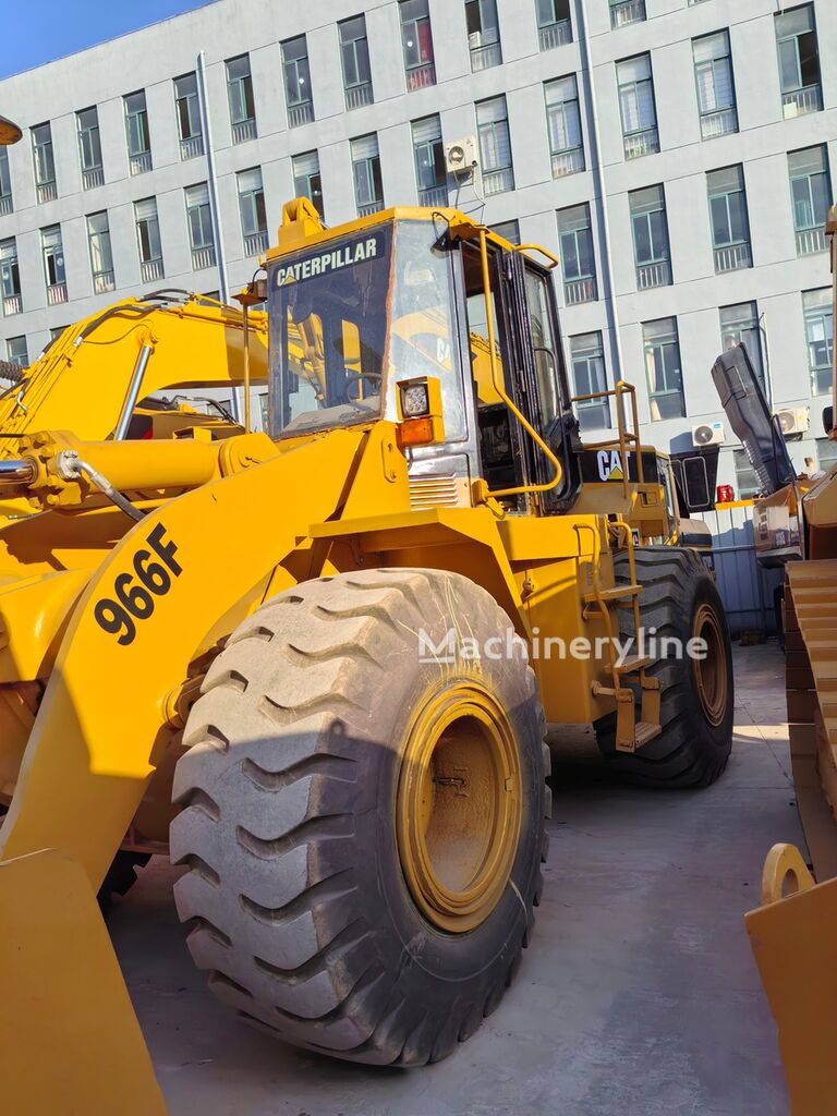 Caterpillar 966F prednji utovarivač