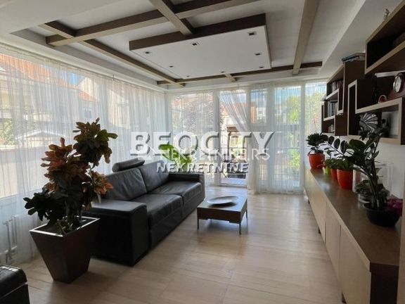 Novi Sad, Lipov Gaj, Ivana Boldižara, 4.0, 190m2, 380000EUR