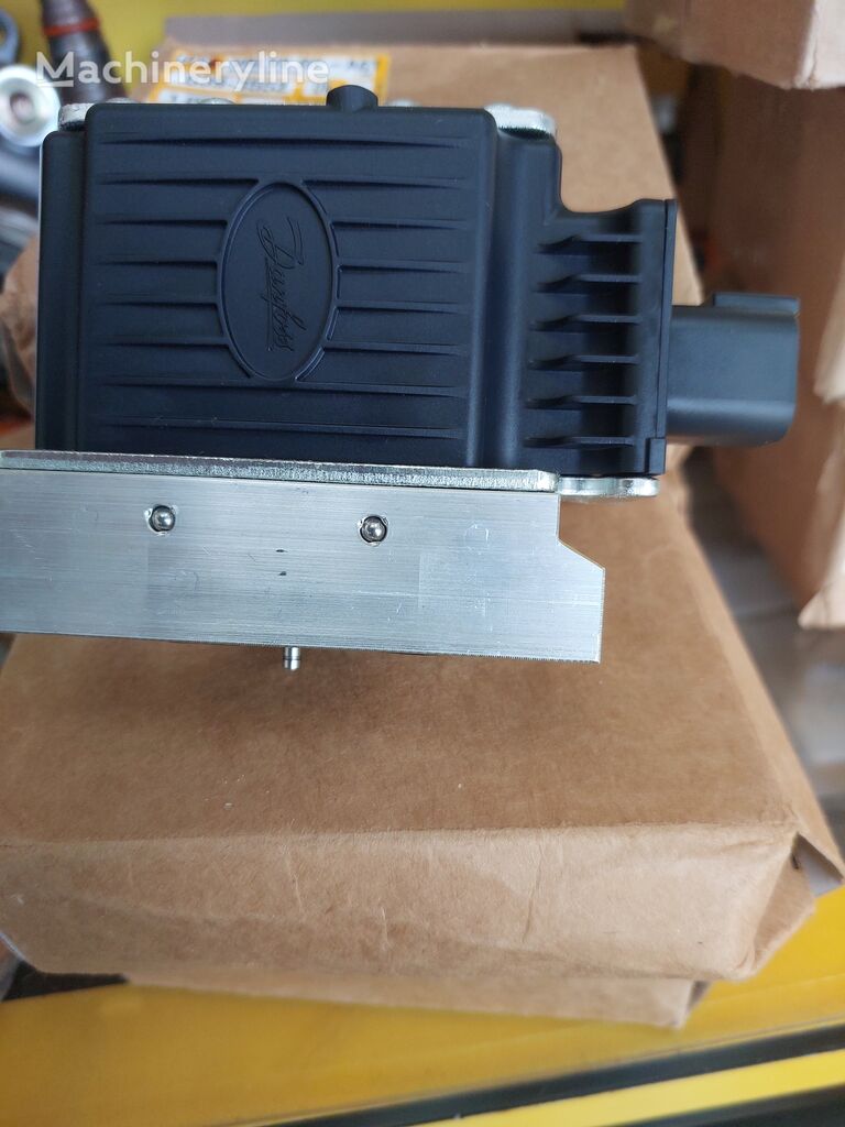 VALVE GP Danfoss 559-3552 za Caterpillar 14M 140M 16M. 120M. 12M grejdera