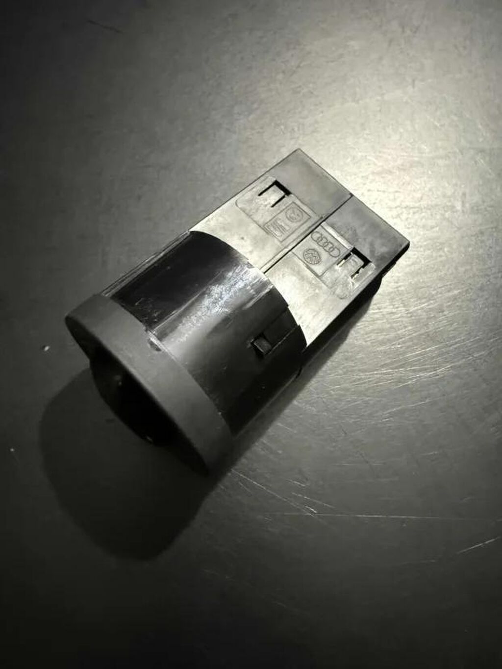 Audi a4 b7 b6 skoda prekidac svetla - 2618    Opis: Ispravan prekidac