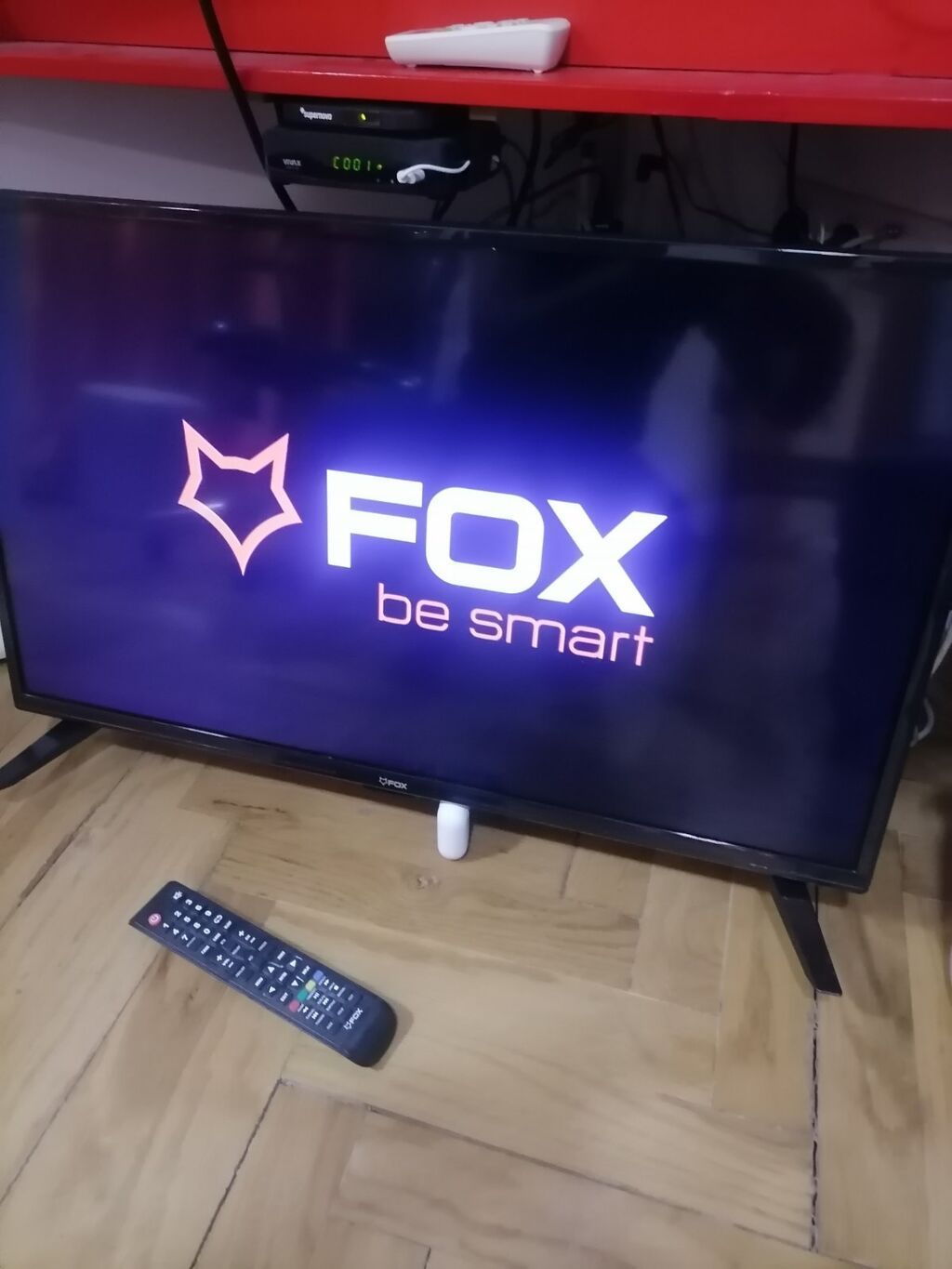 TV FOX Smart Led 32 inča ili 82 dijagonala ekrana sa daljinskim