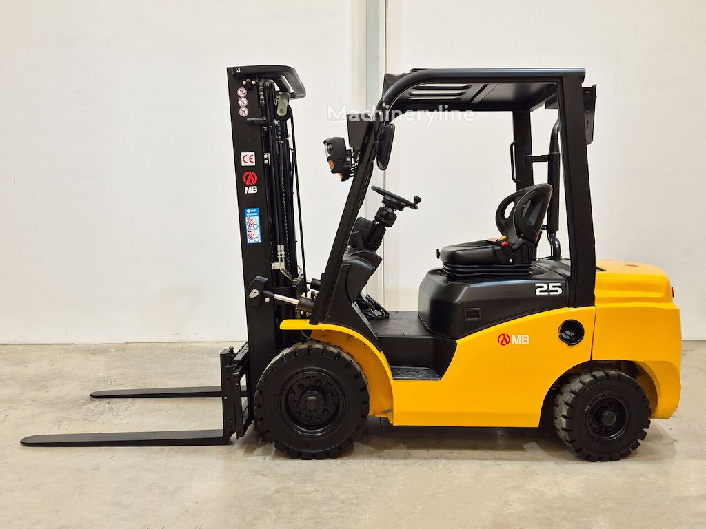 MB Forklift CPCD25T8 G51 dizel viljuškar
