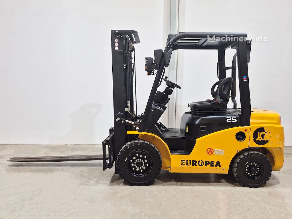 MB Forklift CPCD25T8 G51 dizel viljuškar