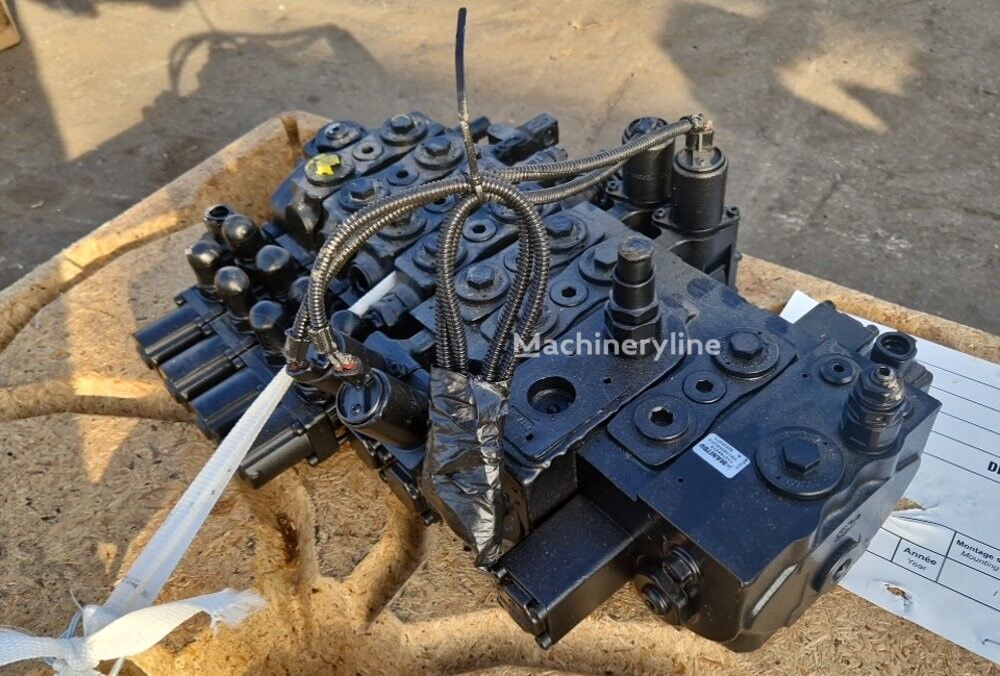 Manitou 52536573 hidraulični razvodnik za Manitou MT1435, 1440, 1840 teleskopskog utovarivača