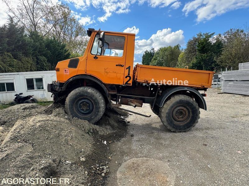 Prodaje se Mercedes-Benz UNIMOG kiper na aukciji