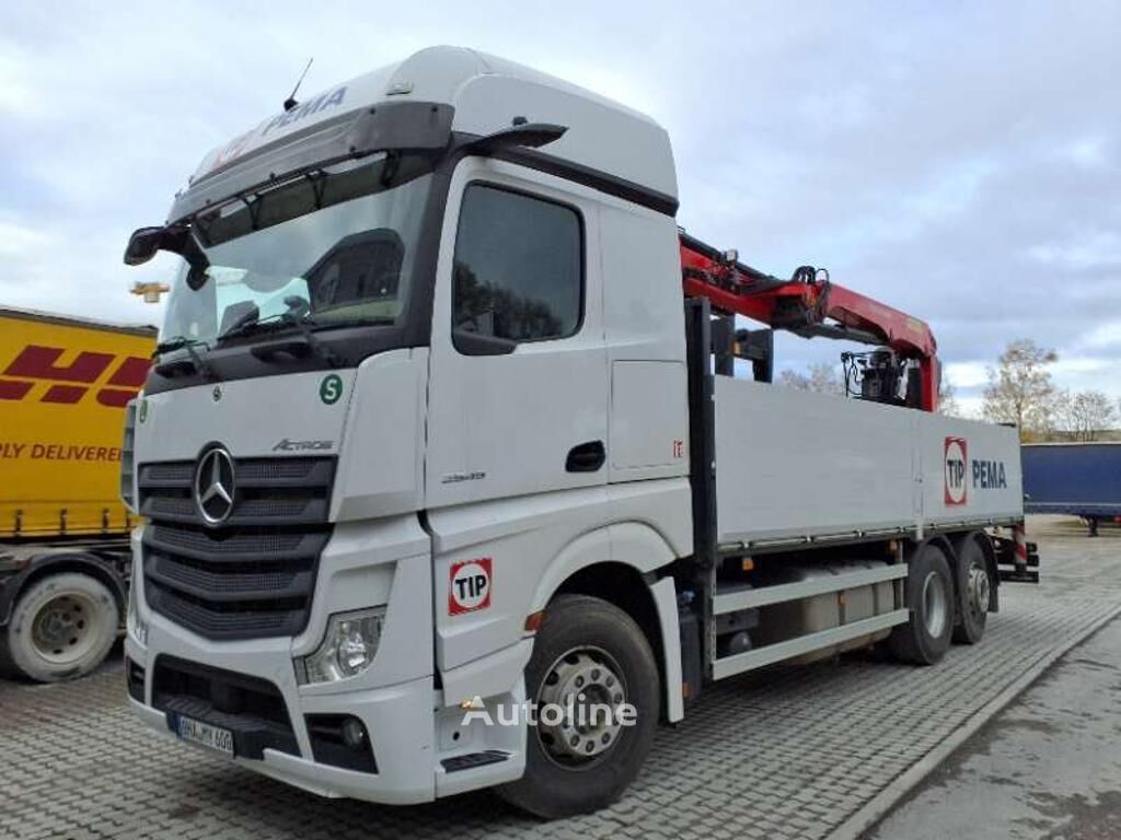 Mercedes-Benz Vehicle Rigid 6x2-4 construction material platform + crane kamion s ravnom platformom (645796)