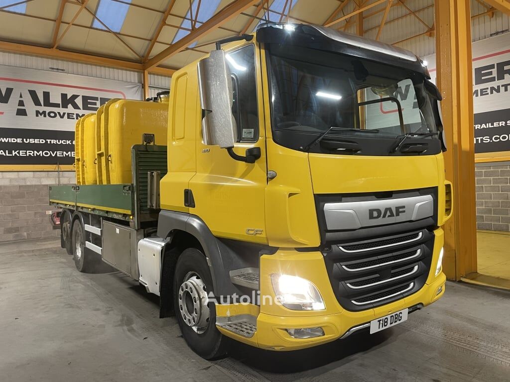 DAF CF 410 kamion s ravnom platformom
