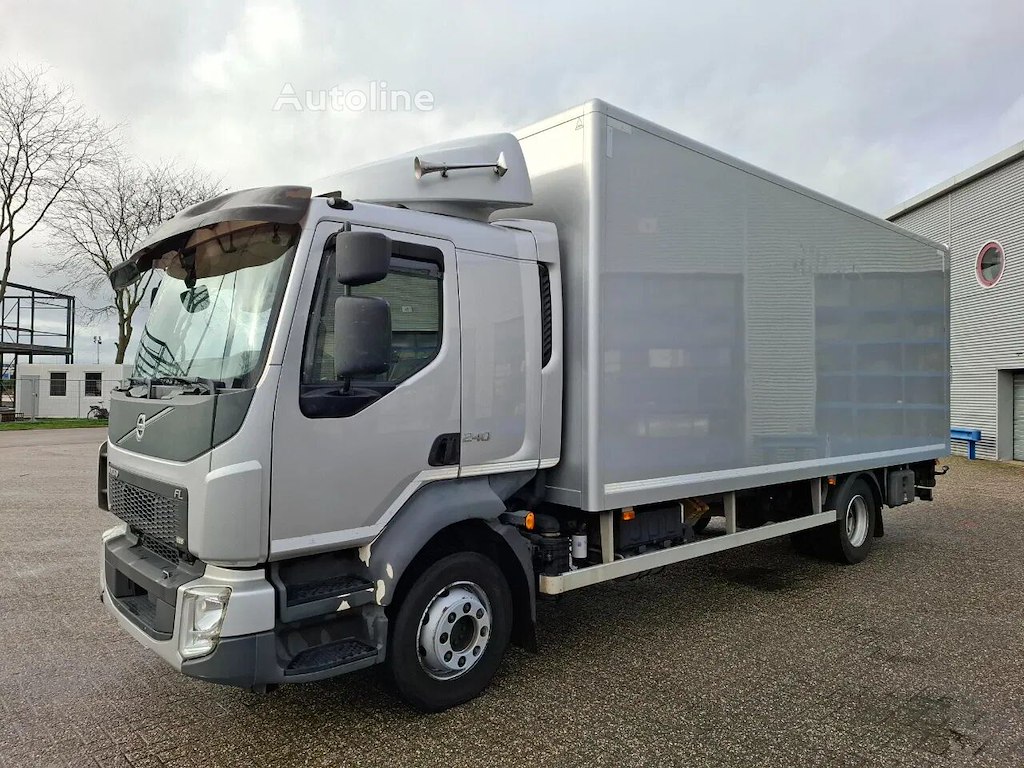 Volvo FL 240 / ONLY:340697 KM / BIG PLATFORM 2TON / TUV:29-01-2026 / L kamion furgon