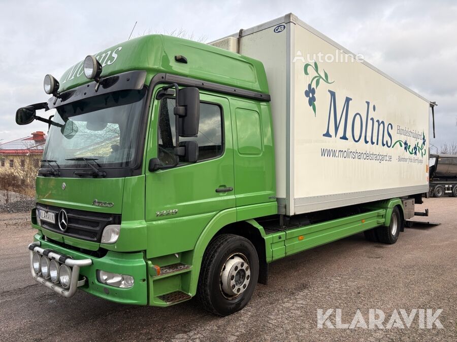 Prodaje se Mercedes-Benz Atego 1229 kamion furgon na aukciji