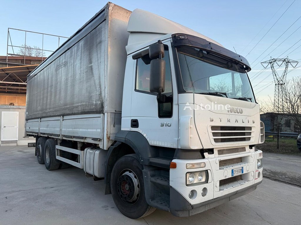 IVECO Stralis 260 kamion s ceradom