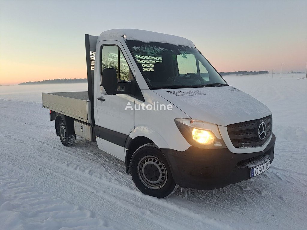 Mercedes-Benz Sprinter 211 kamion s ravnom platformom < 3.5t