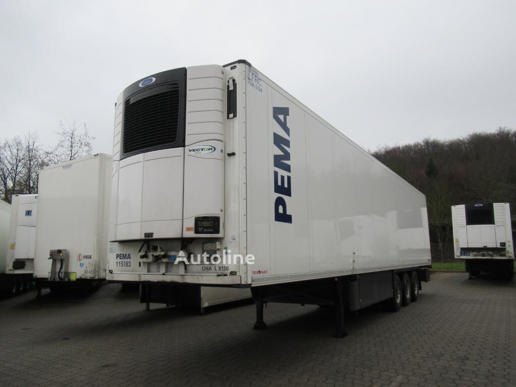 Schmitz Cargobull Trailer Reefer Flower Width & Double Stock Straight poluprikolica hladnjača (641913)