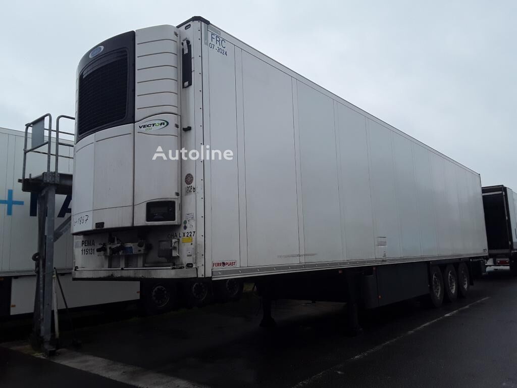 Schmitz Cargobull Trailer Reefer Flower Width & Double Stock Straight poluprikolica hladnjača
(641867)