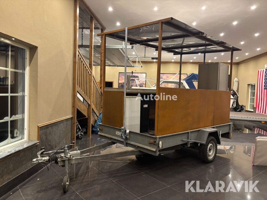 Prodaje se ssläp / Portabel bar / foodtruck Brännan prikolicu brze hrane na aukciji