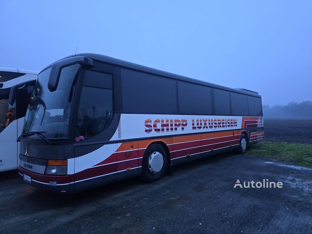 Setra turistički autobus