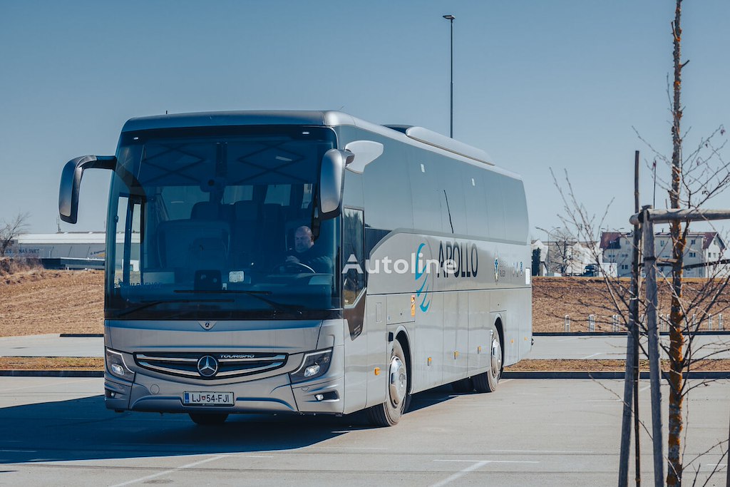 Mercedes-Benz Tourismo 15 turistički autobus