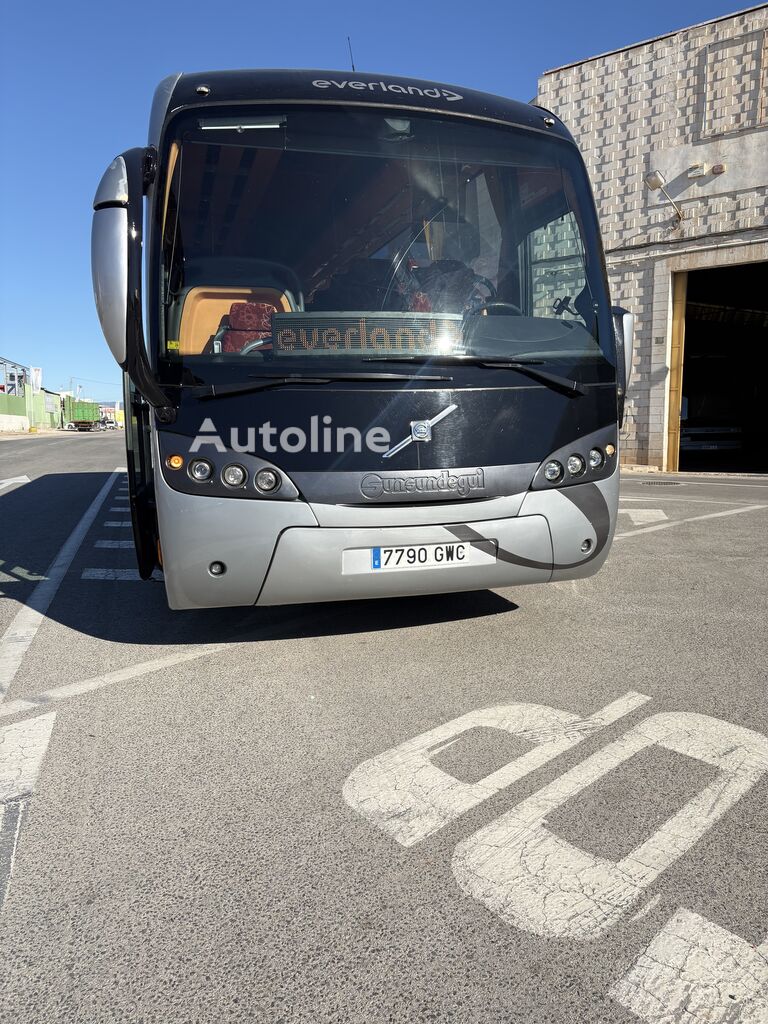 Sunsundegui SIDERAL 2000 turistički autobus