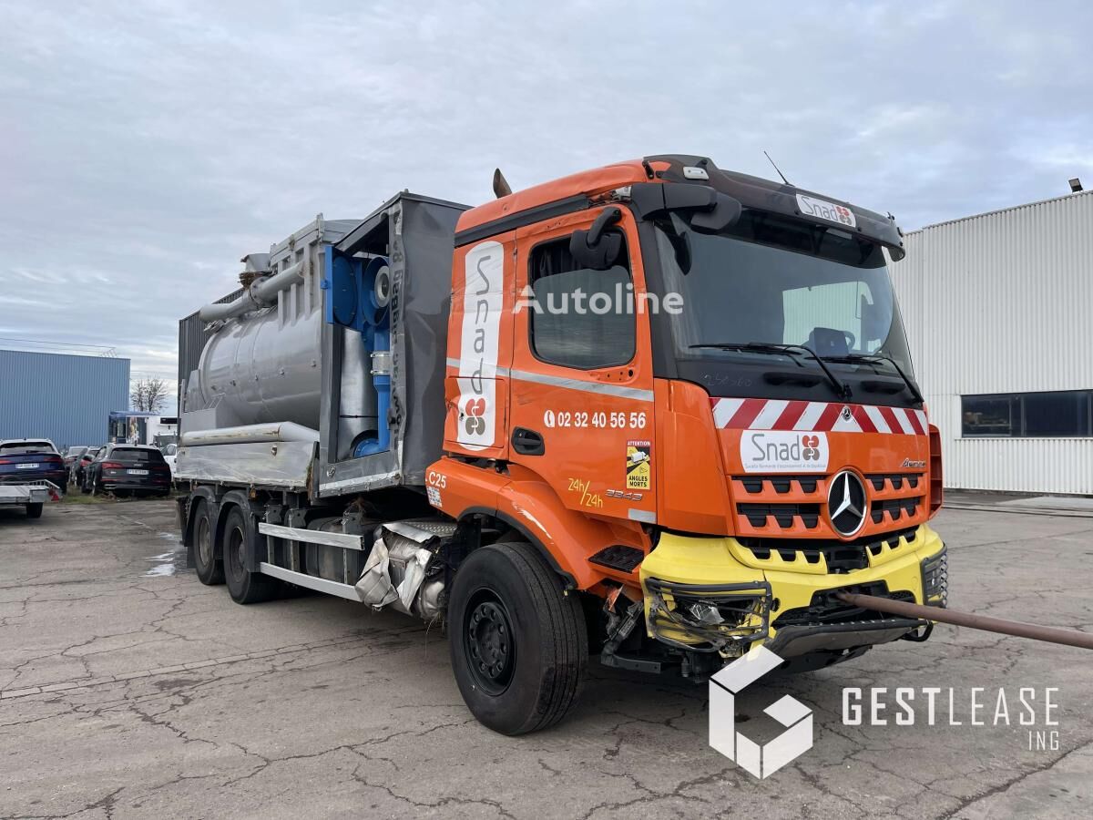 Mercedes-Benz AROCS 3343 autofekalac nakon udesa