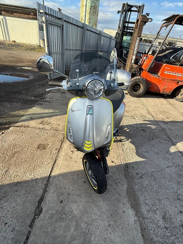 Piaggio Vespa motocikl