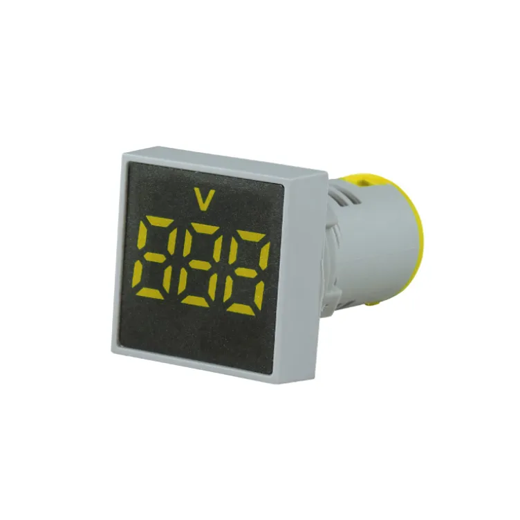 Digitalni voltmetar