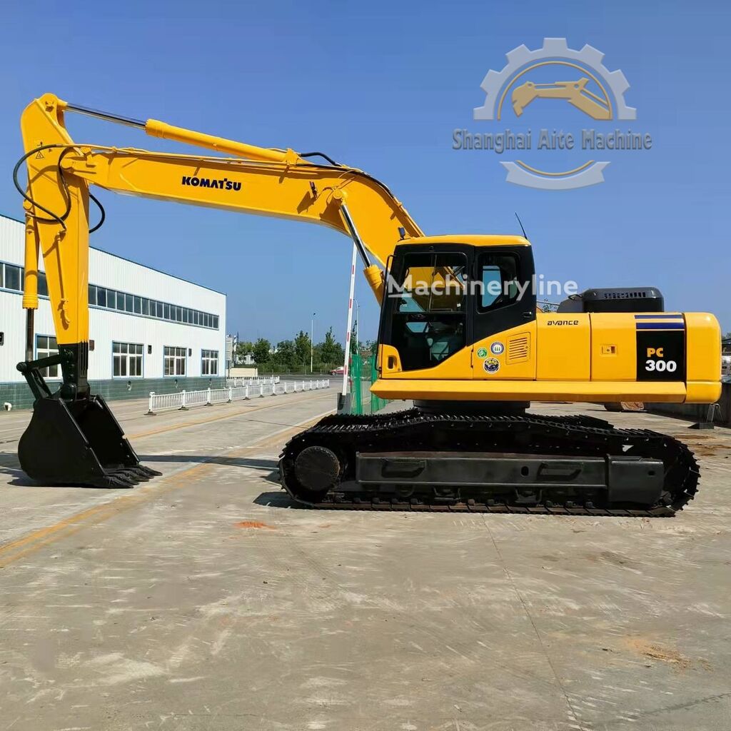 Komatsu PC300-7 bager guseničar