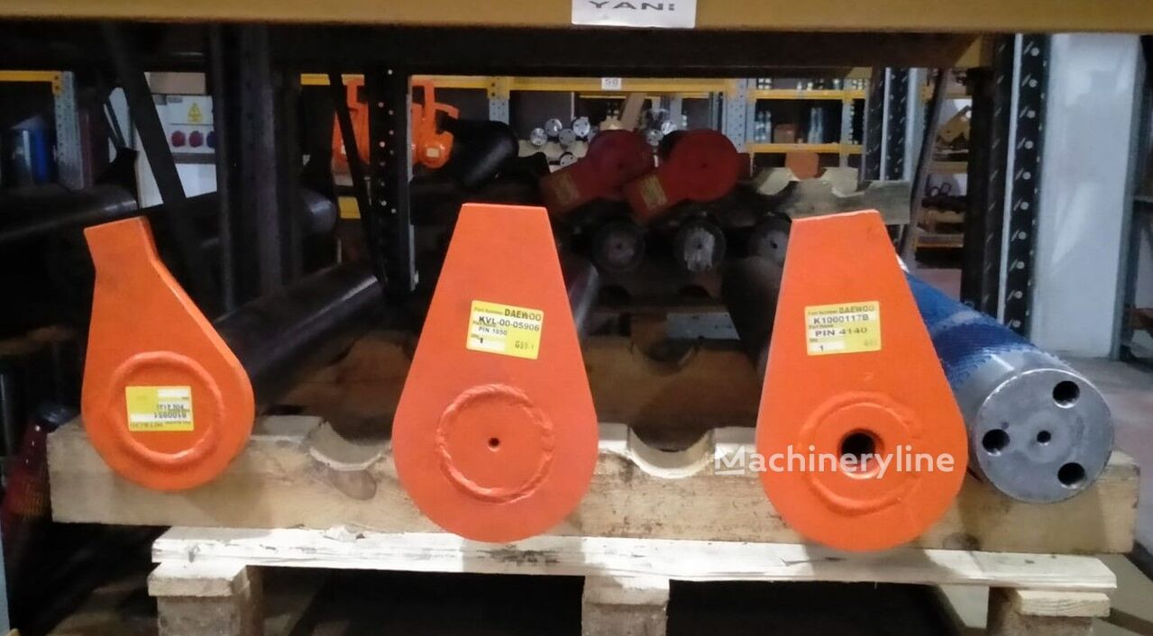 PIN ASSY 120501-02391A pričvršćivači za Doosan DX300 bagera