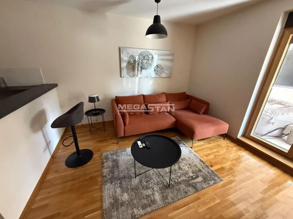Prodaja, dvosoban stan, 70m², Savski Venac, Beograd