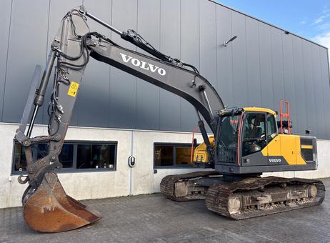 Bager Volvo EC220EL Verified seller Dobra vrednost