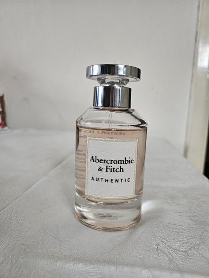Prodajem Abercrombie & Fitch Authentic Women edp