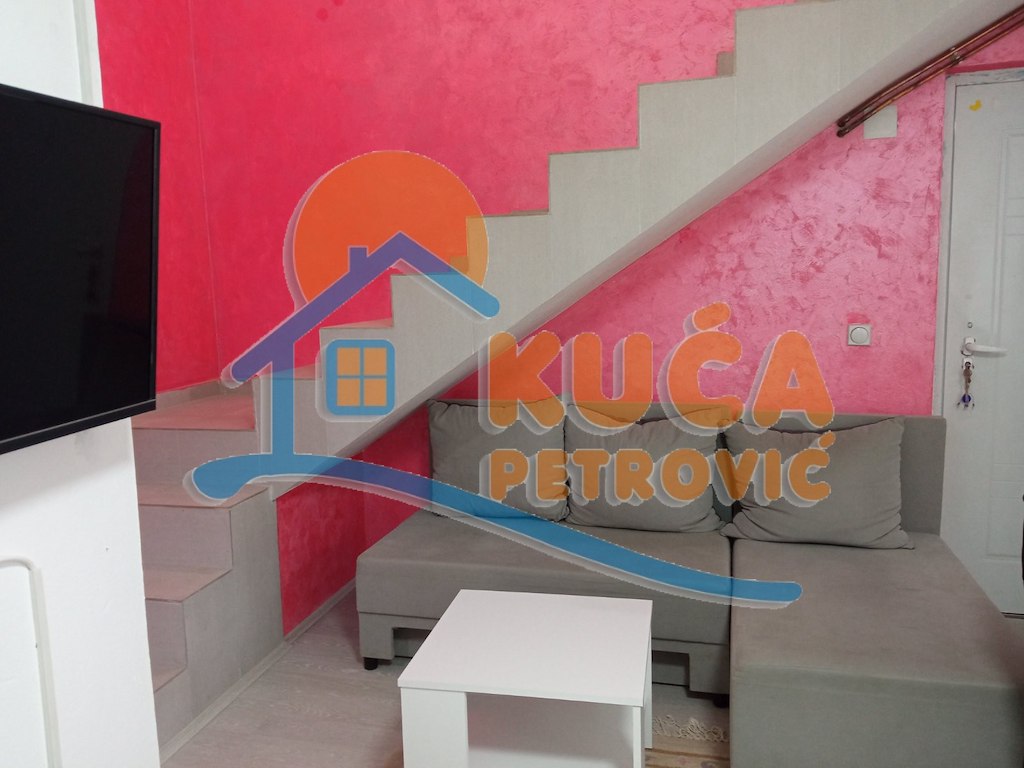 Jednosoban stan, 40 m2, Durlan, Somborska ID: i-010638